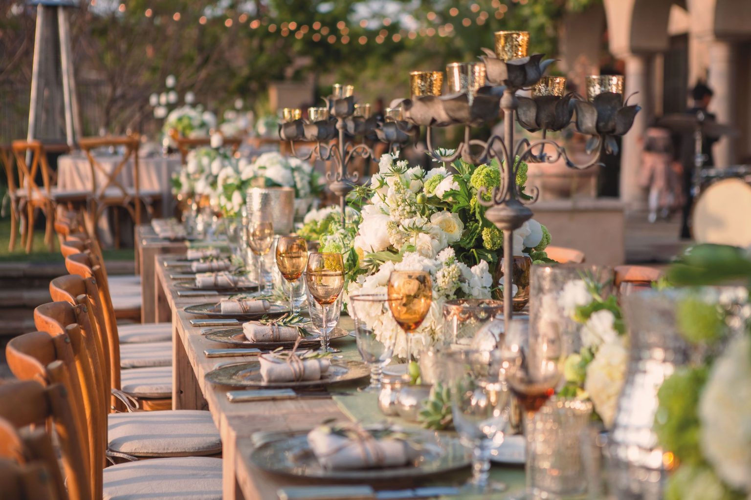 Backyard Design Ideas for Hosting Outdoor Parties - Portico Decor