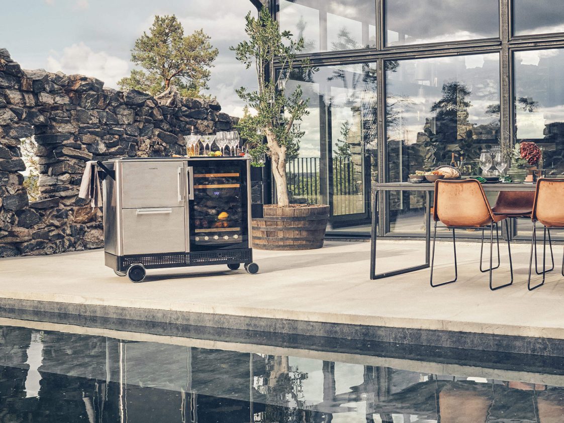 Get ready to party with the Dometic MoBar 550S – The Ultimate Outdoor ...